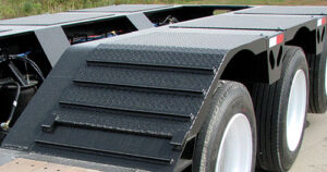 XL Low-Profile Hydraulic Detachable Gooseneck - XL Specialized Trailers