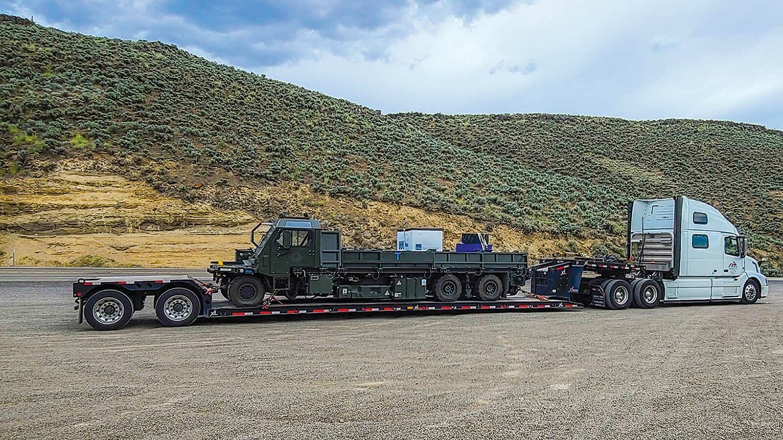 Detachable Gooseneck Trailers & Features XL Specialized Trailers