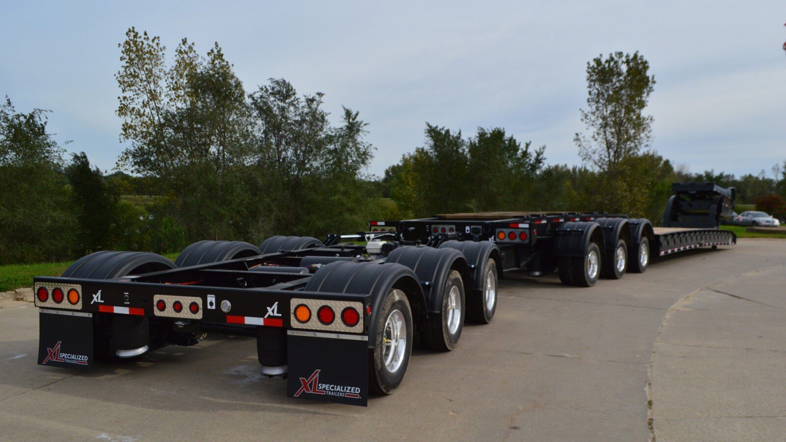 XL Lightweight 13 Axle - XL Specialized Trailers